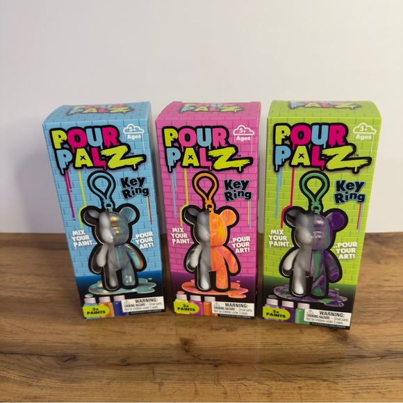 Pour Palz | Toys | Pour Palz Design Your Own Bag Charm Blue Pink Green ...